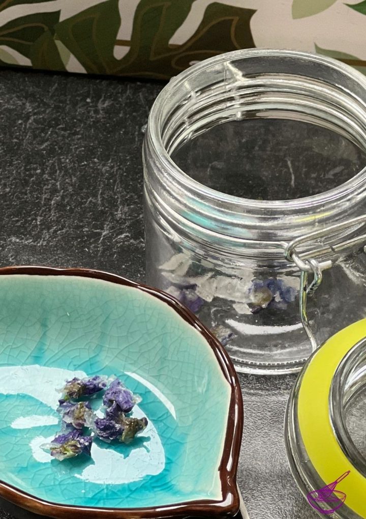 How to make Candied Violets