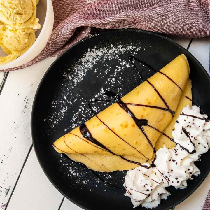 Vanilla Bean Ice Cream Pancakes {Palatschinken}