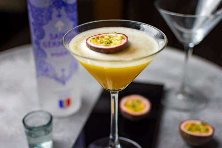 Yummy 40 Yellow-Colored Cocktail and Drink Recipes