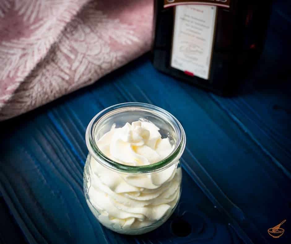 Intense Orange Flavored Whipped Cream - combinegoodflavors.com