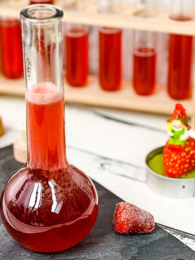 Strawberry Flavored Whipped Cream - combinegoodflavors.com