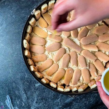 Delicious Almond Cream Cake
