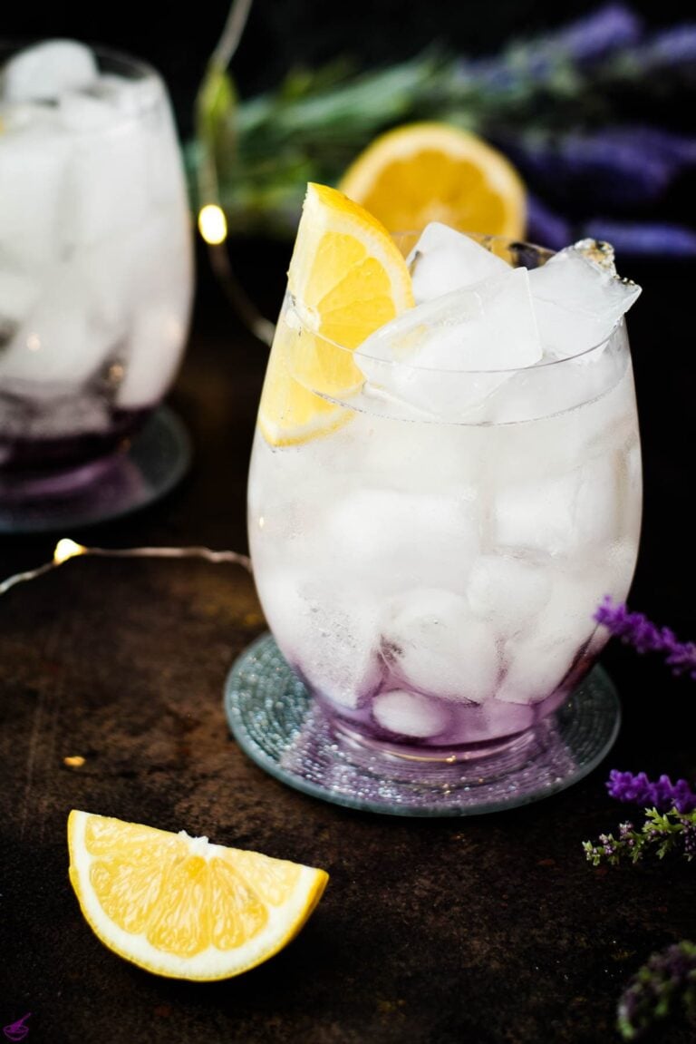 Lavender Spritz with Prosecco