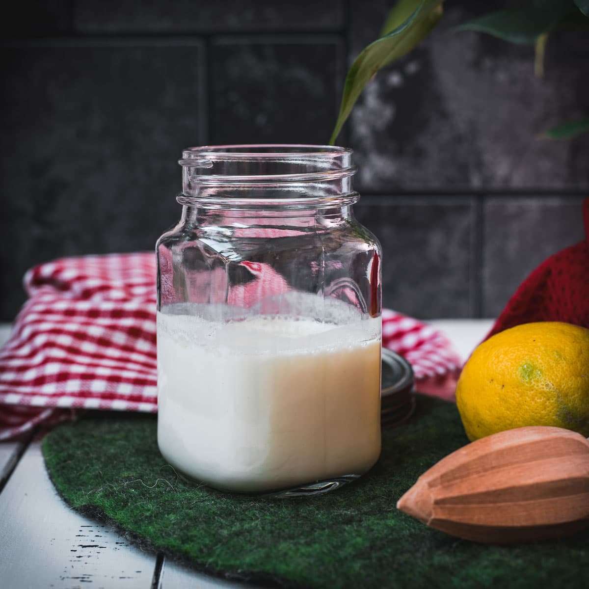 How to Make Sour Milk at Home