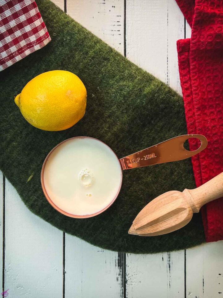 How to Make Sour Milk at Home