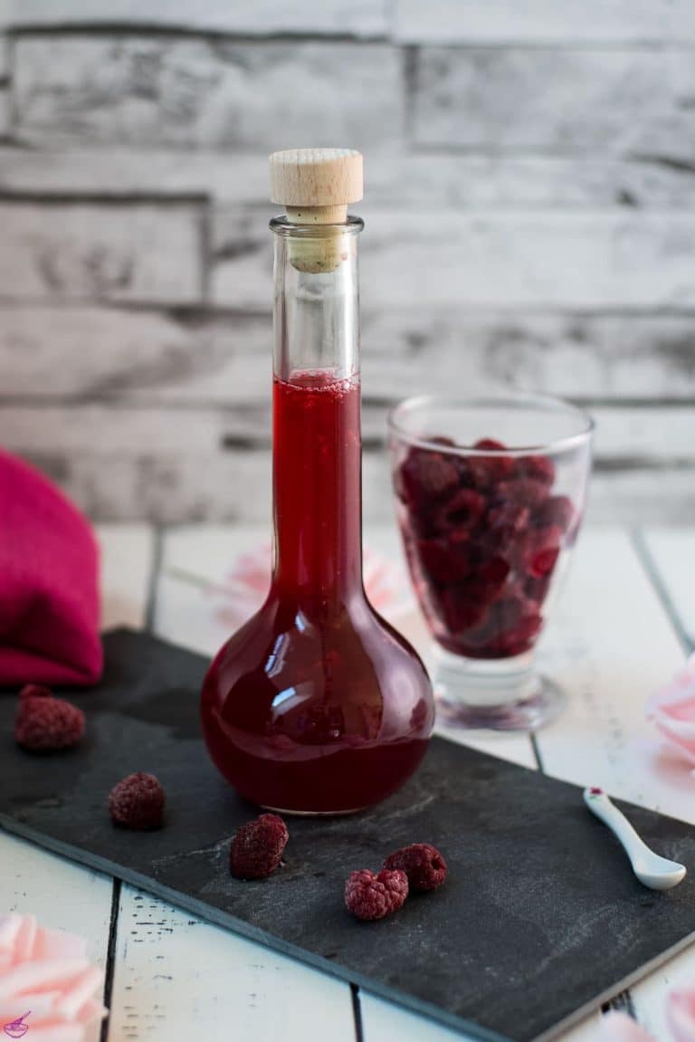 The Joy of Homemade Raspberry Syrup