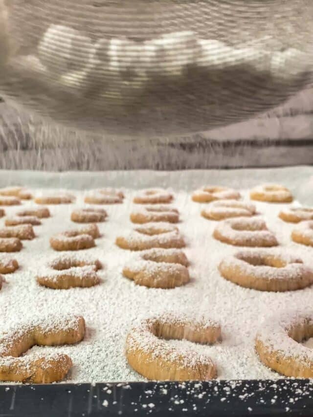 Austrian Vanilla Crescent Cookies